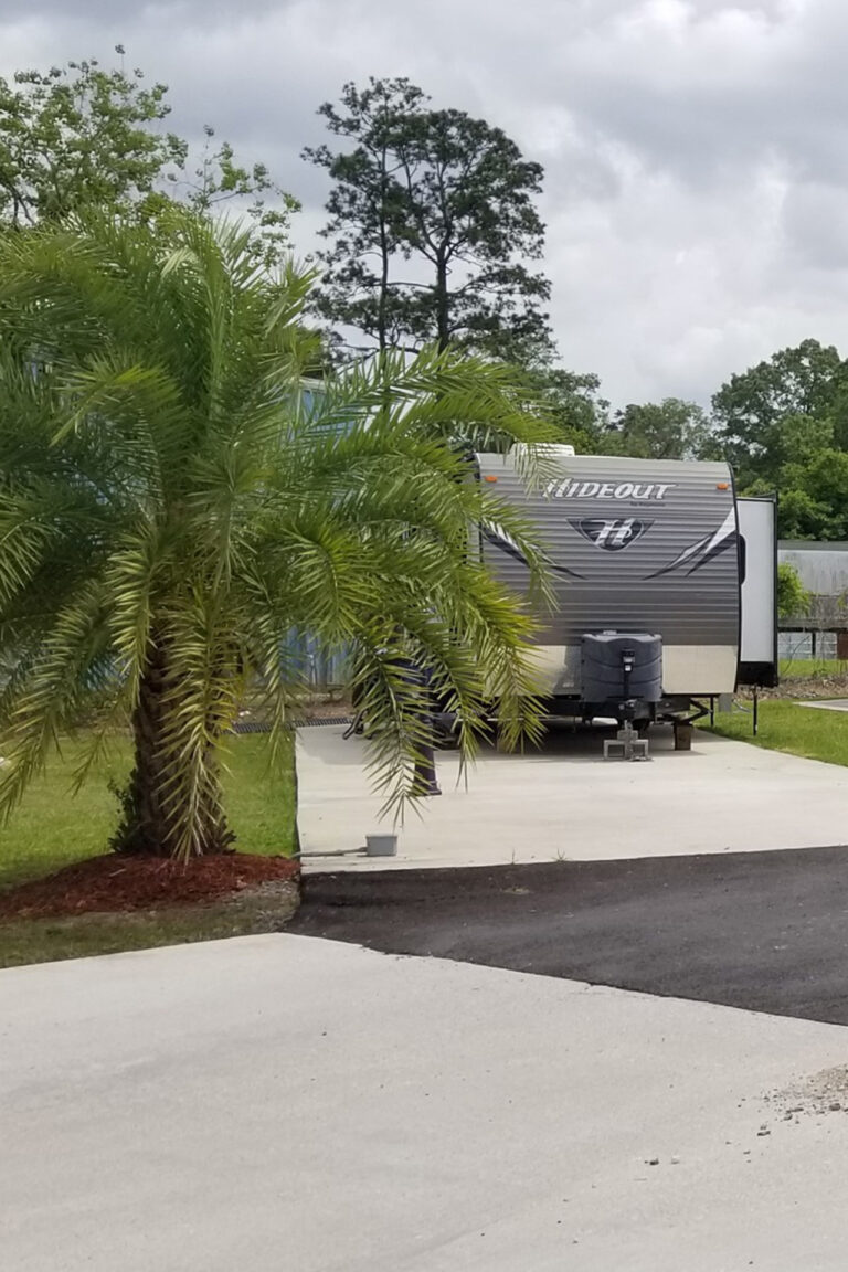 Amenities - Twelve Oaks RV Park | RV Park in Lake Charles, Louisinana